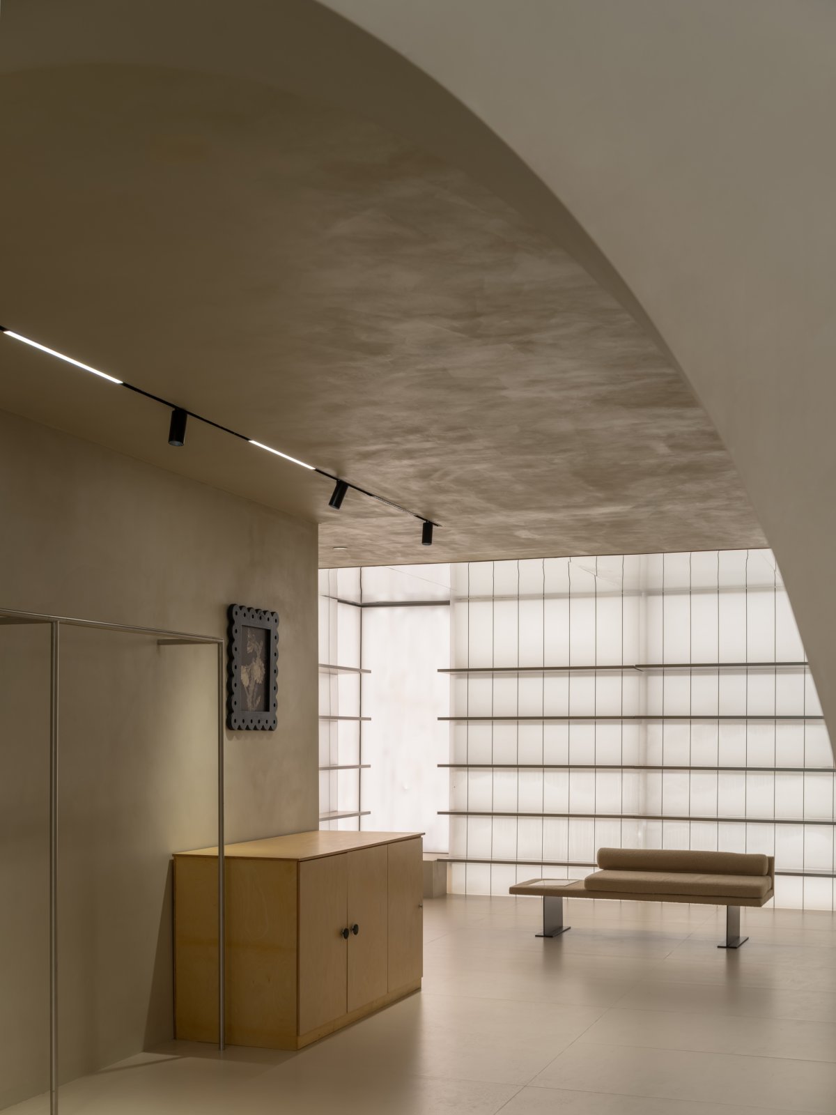 YINJISPACE - In Man Design x TMS Designer Clothing-Brand & Coffee Shop